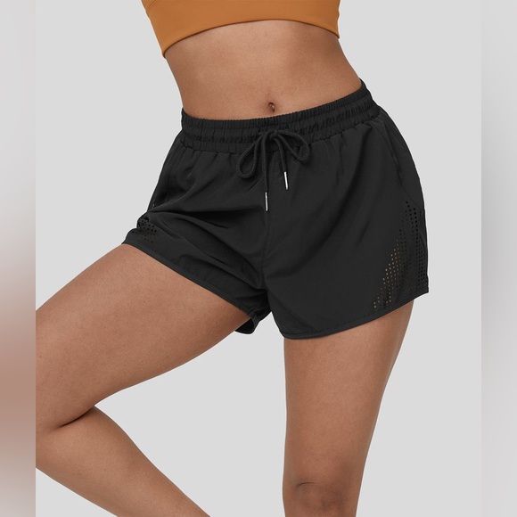 HALARA | Shorts | Nwt Halara Mid Rise Drawstring Side Pocket Cut Out ...